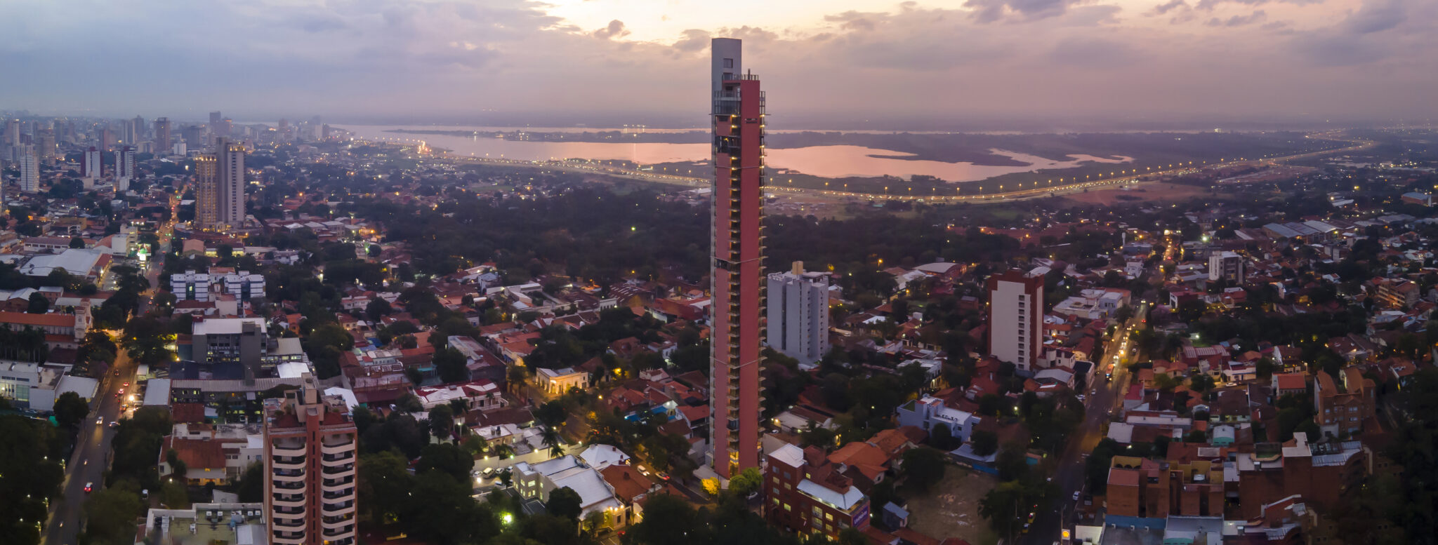 A lightning rod for Paraguay's tallest skyscraper - AT3w